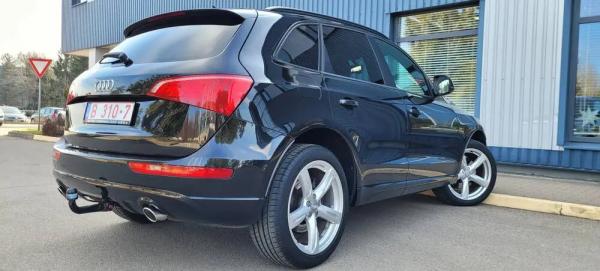 Melns Audi Q5 2010 Rīga, ar dzinēja tilpumu 3.00 L un nobraukumu 273 tūkst. km par 10500 €, foto 10 vietnē AUTOMOTO.COM.LV