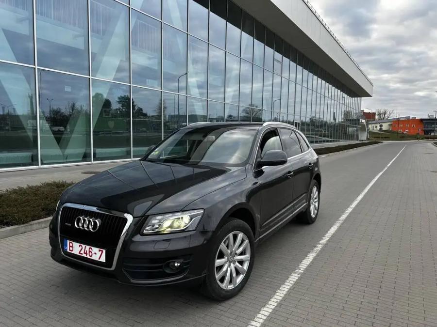 Melns Audi Q5 2010 Rēzekne, ar dzinēja tilpumu 3.00 L un nobraukumu 234 tūkst. km par 8900 €, foto 1 vietnē AUTOMOTO.COM.LV