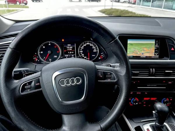 Black Audi Q5 2010 in Rezekne, with an engine capacity of 3.00 L and mileage of 234 thousand km for 8900 €, photo 9 on AUTOMOTO.COM.LV