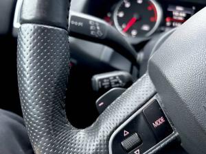 Melns Audi Q5 2010 Rēzekne, ar dzinēja tilpumu 3.00 L un nobraukumu 234 tūkst. km par 8900 €, foto 12 vietnē AUTOMOTO.COM.LV