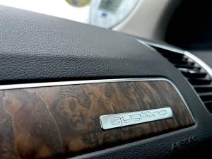 Melns Audi Q5 2010 Rēzekne, ar dzinēja tilpumu 3.00 L un nobraukumu 234 tūkst. km par 8900 €, foto 14 vietnē AUTOMOTO.COM.LV