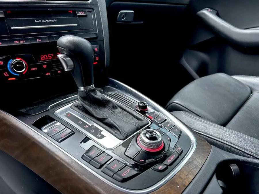 Melns Audi Q5 2010 Rēzekne, ar dzinēja tilpumu 3.00 L un nobraukumu 234 tūkst. km par 8900 €, foto 15 vietnē AUTOMOTO.COM.LV