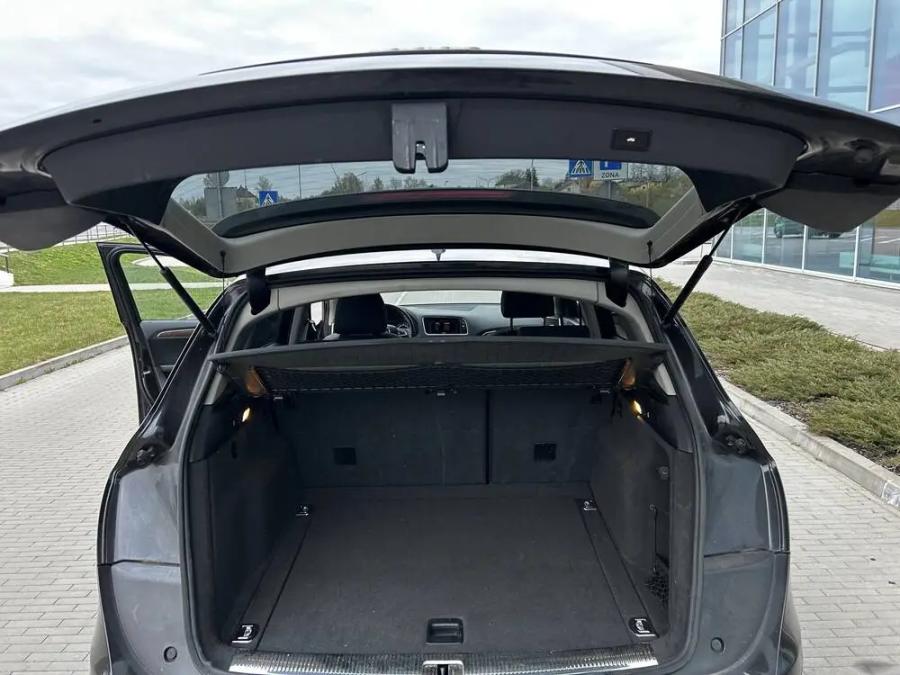 Melns Audi Q5 2010 Rēzekne, ar dzinēja tilpumu 3.00 L un nobraukumu 234 tūkst. km par 8900 €, foto 18 vietnē AUTOMOTO.COM.LV