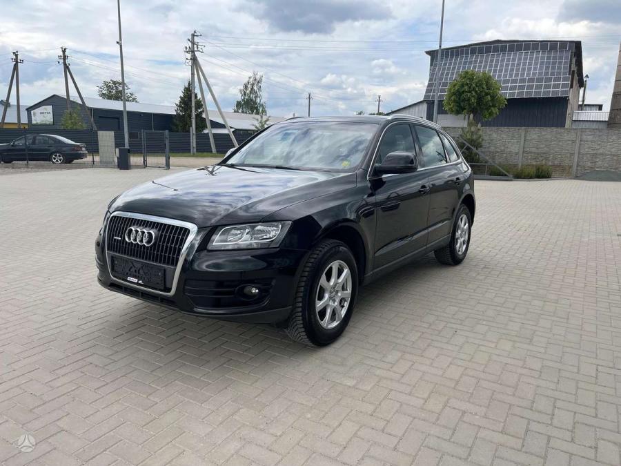 Melns Audi Q5 2010 Tauragė, ar dzinēja tilpumu 2.00 L un nobraukumu 269 tūkst. km par 8400 €, foto 4 vietnē AUTOMOTO.COM.LV
