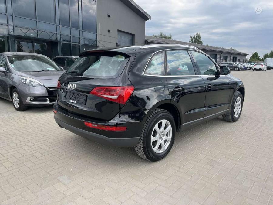 Melns Audi Q5 2010 Tauragė, ar dzinēja tilpumu 2.00 L un nobraukumu 269 tūkst. km par 8400 €, foto 9 vietnē AUTOMOTO.COM.LV