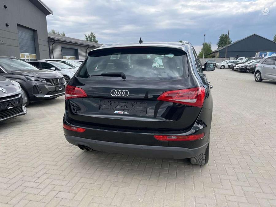 Melns Audi Q5 2010 Tauragė, ar dzinēja tilpumu 2.00 L un nobraukumu 269 tūkst. km par 8400 €, foto 10 vietnē AUTOMOTO.COM.LV