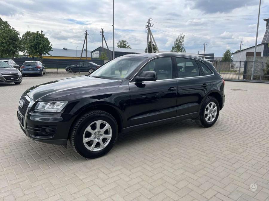Melns Audi Q5 2010 Tauragė, ar dzinēja tilpumu 2.00 L un nobraukumu 269 tūkst. km par 8400 €, foto 13 vietnē AUTOMOTO.COM.LV