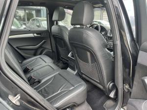 Melns Audi Q5 2010 Tauragė, ar dzinēja tilpumu 2.00 L un nobraukumu 269 tūkst. km par 8400 €, foto 21 vietnē AUTOMOTO.COM.LV