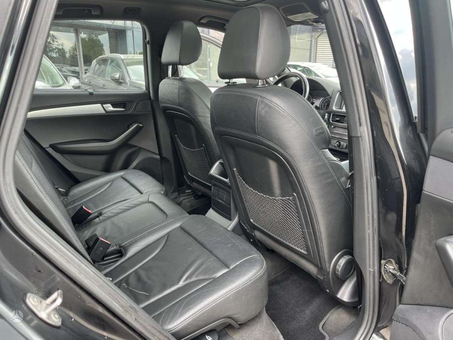 Melns Audi Q5 2010 Tauragė, ar dzinēja tilpumu 2.00 L un nobraukumu 269 tūkst. km par 8400 €, foto 21 vietnē AUTOMOTO.COM.LV