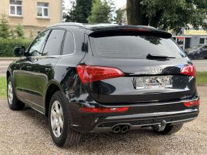 Black Audi Q5 2010 in Ukmerge, with an engine capacity of 1.97 L and mileage of 250 thousand km for 8950 €, photo 7 on AUTOMOTO.COM.LV