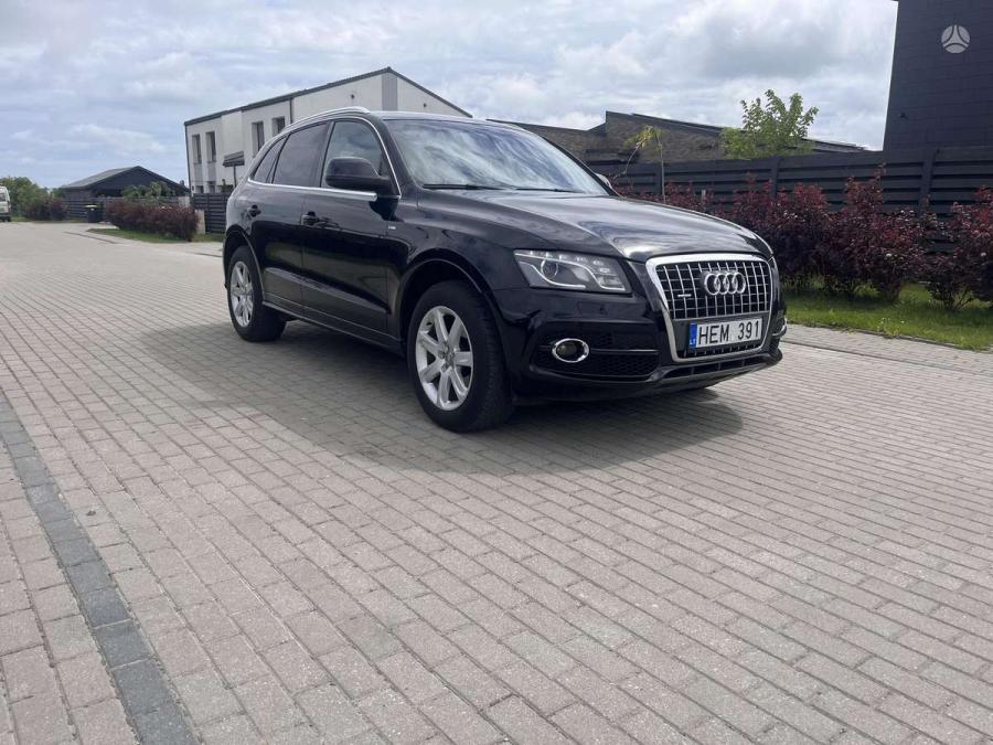 Melns Audi Q5 2010 Klaipėda, ar dzinēja tilpumu 3.20 L un nobraukumu 473 tūkst. km par 4200 €, foto 5 vietnē AUTOMOTO.COM.LV