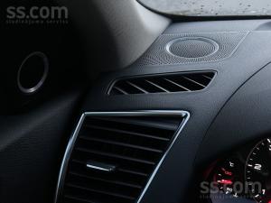 Black Audi Q5 2010 in Rezekne, with an engine capacity of 3.00 L and mileage of 244 thousand km for 11200 €, photo 12 on AUTOMOTO.COM.LV