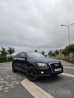 Melns Audi Q5 2010 Jelgava, ar dzinēja tilpumu 3.20 L un nobraukumu 165 tūkst. km par 6700 €, foto  vietnē AUTOMOTO.COM.LV