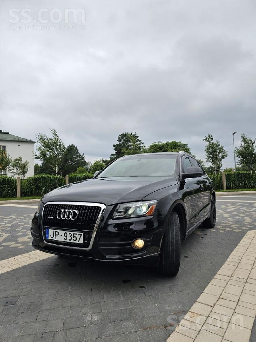 Melns Audi Q5 2010 Jelgava, ar dzinēja tilpumu 3.20 L un nobraukumu 165 tūkst. km par 6700 €, foto 3 vietnē AUTOMOTO.COM.LV