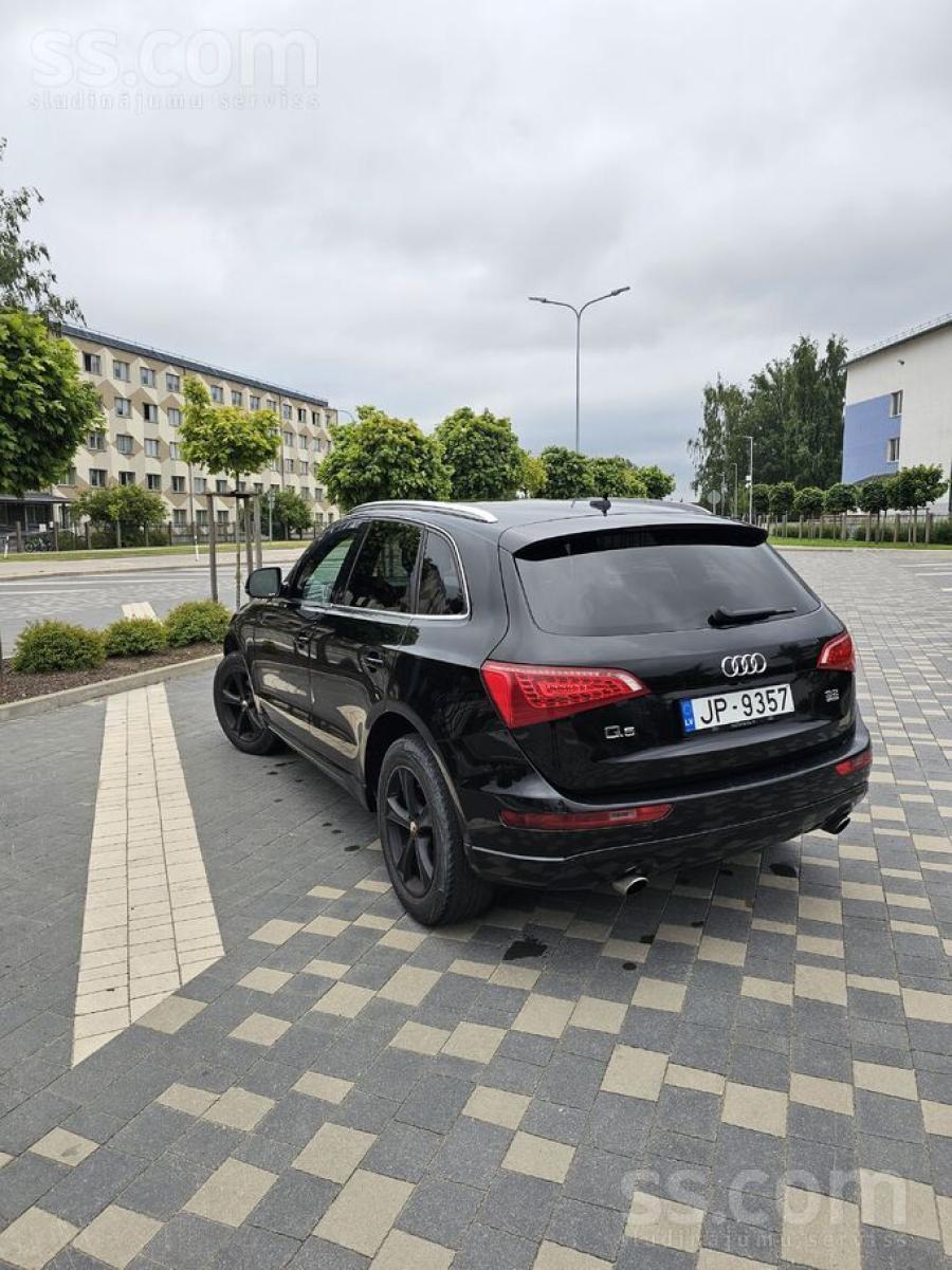 Melns Audi Q5 2010 Jelgava, ar dzinēja tilpumu 3.20 L un nobraukumu 165 tūkst. km par 6700 €, foto 6 vietnē AUTOMOTO.COM.LV