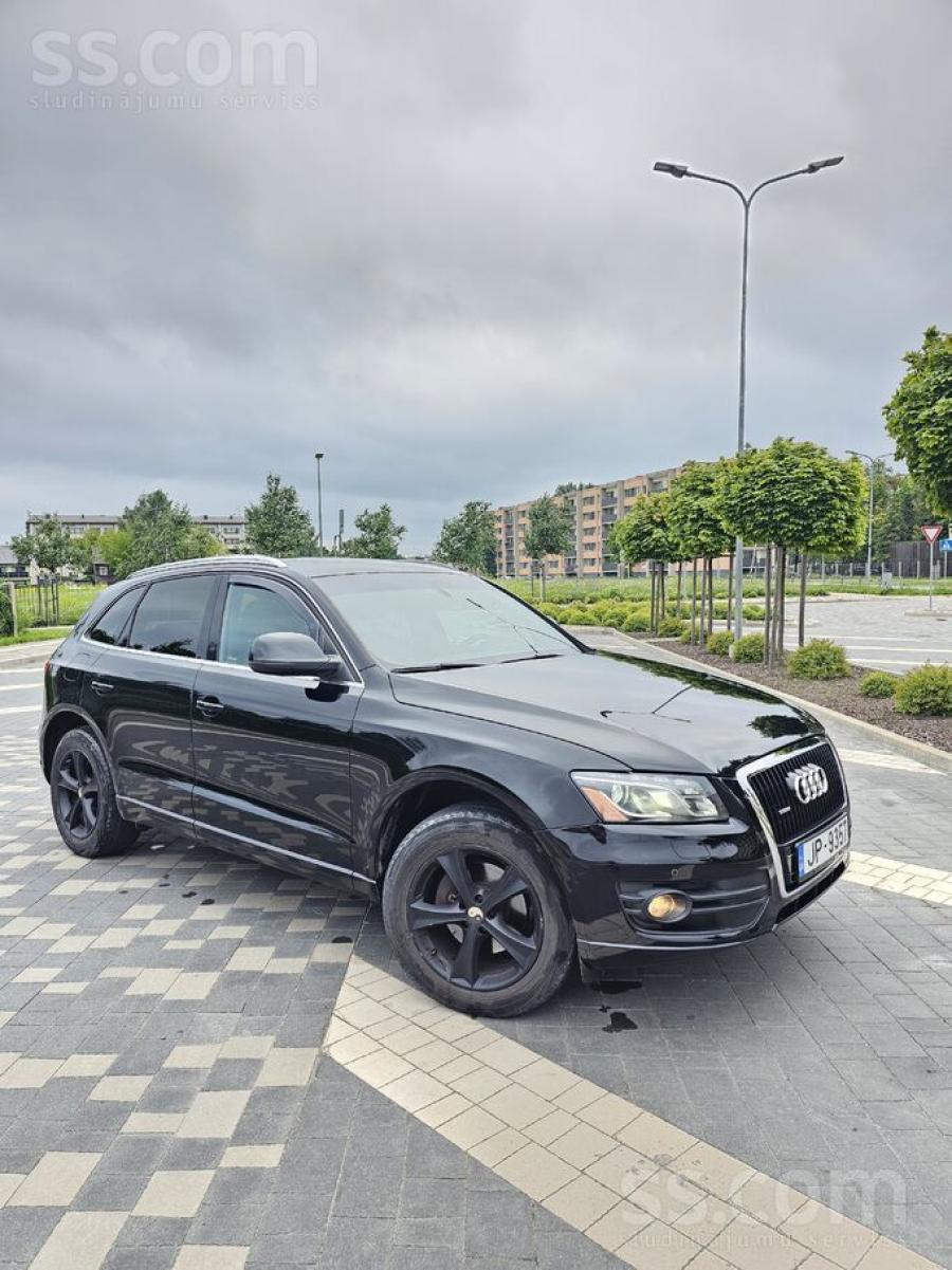 Melns Audi Q5 2010 Jelgava, ar dzinēja tilpumu 3.20 L un nobraukumu 165 tūkst. km par 6700 €, foto 9 vietnē AUTOMOTO.COM.LV