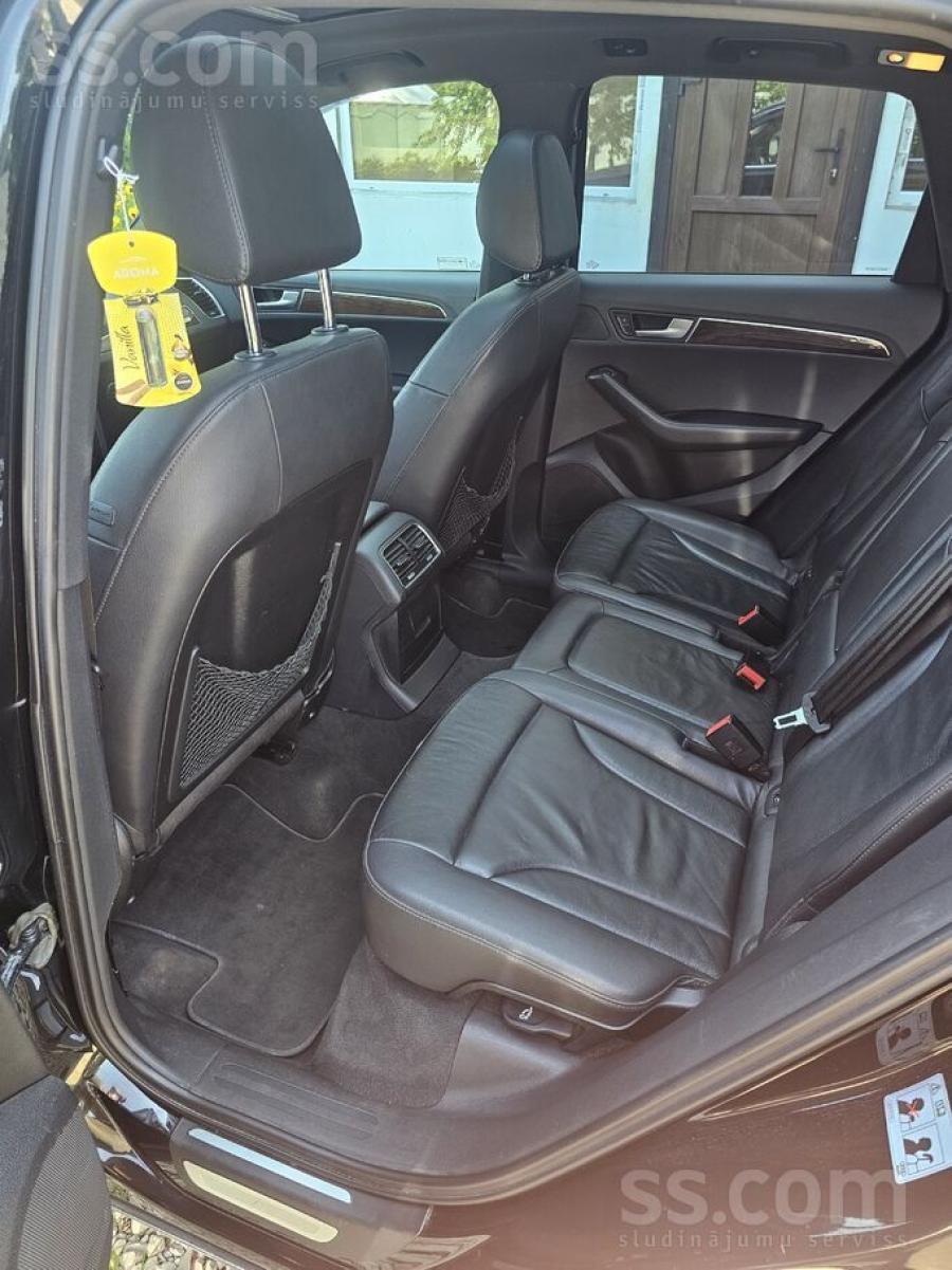 Melns Audi Q5 2010 Jelgava, ar dzinēja tilpumu 3.20 L un nobraukumu 165 tūkst. km par 6700 €, foto 15 vietnē AUTOMOTO.COM.LV