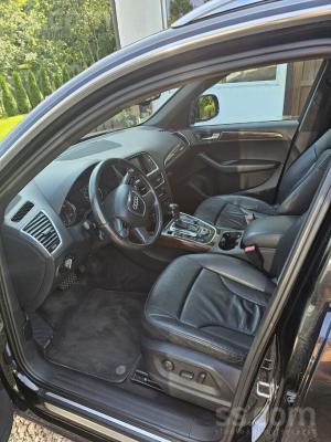 Melns Audi Q5 2010 Jelgava, ar dzinēja tilpumu 3.20 L un nobraukumu 165 tūkst. km par 6700 €, foto 16 vietnē AUTOMOTO.COM.LV