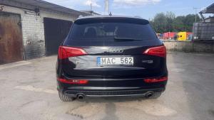 Black Audi Q5 2010 in Kaunas, with an engine capacity of 2.97 L and mileage of 335 thousand km for 10800 €, photo 5 on AUTOMOTO.COM.LV