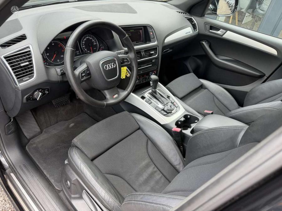 Melns Audi Q5 2010 Kauņa, ar dzinēja tilpumu 2.00 L un nobraukumu 229 tūkst. km par 9500 €, foto 15 vietnē AUTOMOTO.COM.LV