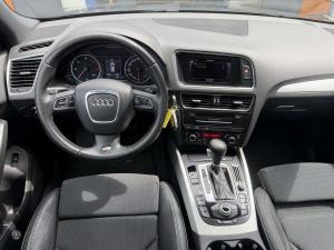 Melns Audi Q5 2010 Kauņa, ar dzinēja tilpumu 2.00 L un nobraukumu 229 tūkst. km par 9500 €, foto 16 vietnē AUTOMOTO.COM.LV