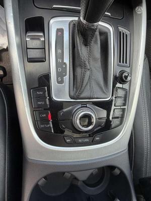 Melns Audi Q5 2010 Kauņa, ar dzinēja tilpumu 2.00 L un nobraukumu 229 tūkst. km par 9500 €, foto 22 vietnē AUTOMOTO.COM.LV