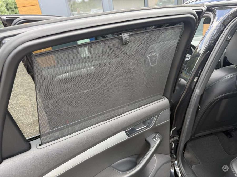 Melns Audi Q5 2010 Kauņa, ar dzinēja tilpumu 2.00 L un nobraukumu 229 tūkst. km par 9500 €, foto 29 vietnē AUTOMOTO.COM.LV