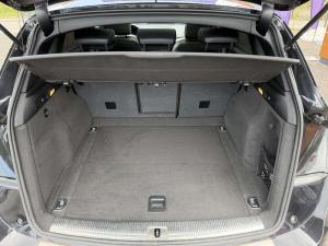 Melns Audi Q5 2010 Kauņa, ar dzinēja tilpumu 2.00 L un nobraukumu 229 tūkst. km par 9500 €, foto 33 vietnē AUTOMOTO.COM.LV