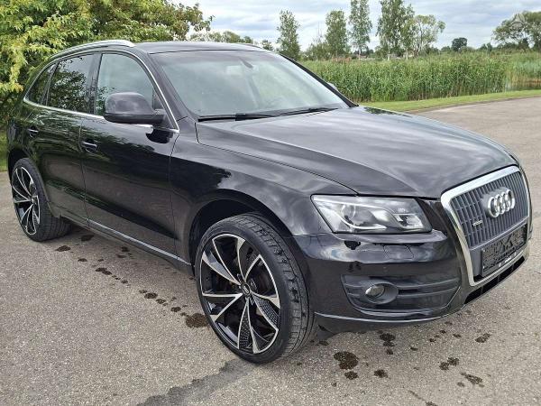 Melns Audi Q5 2010 Ukmergė, ar dzinēja tilpumu 1.98 L un nobraukumu 269 tūkst. km par 7950 €, foto 2 vietnē AUTOMOTO.COM.LV