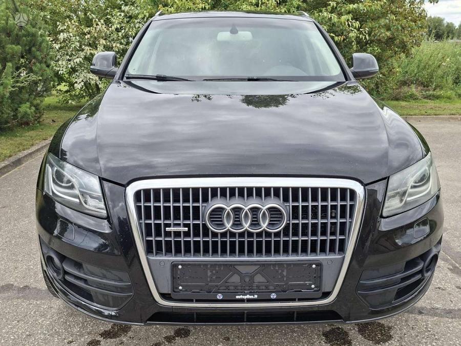 Black Audi Q5 2010 in Ukmerge, with an engine capacity of 1.98 L and mileage of 269 thousand km for 7950 €, photo 6 on AUTOMOTO.COM.LV