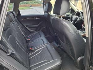 Black Audi Q5 2010 in Ukmerge, with an engine capacity of 1.98 L and mileage of 269 thousand km for 7950 €, photo 15 on AUTOMOTO.COM.LV