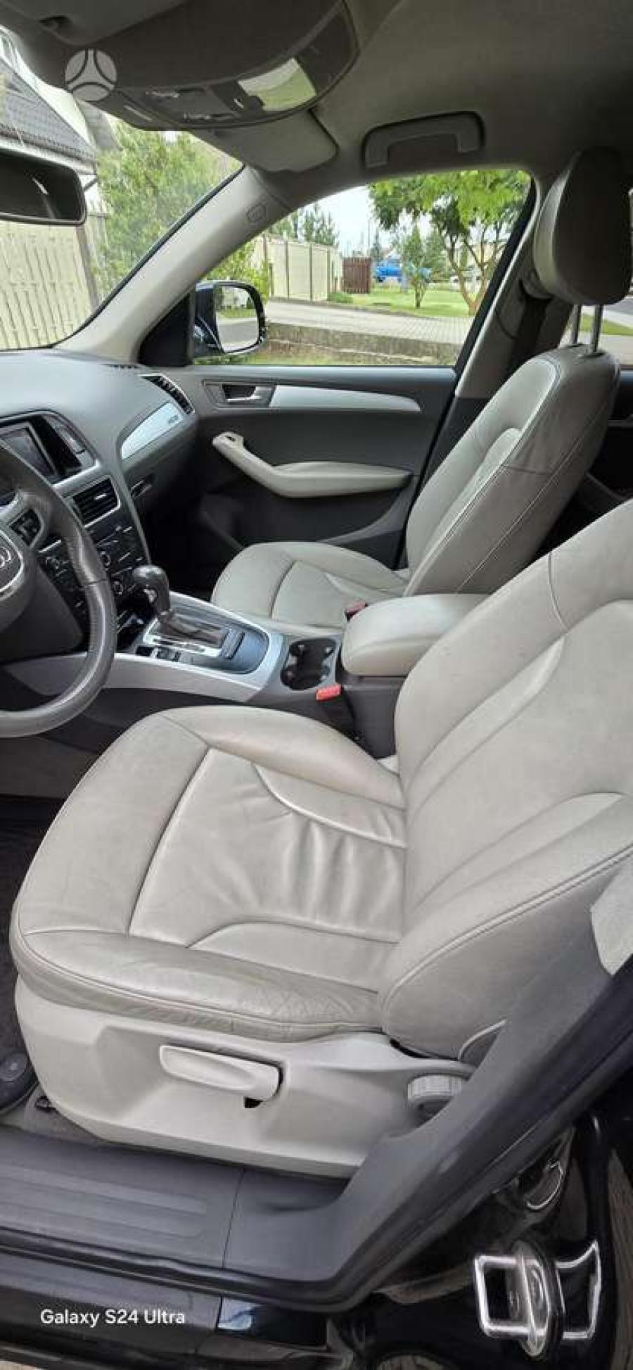 Melns Audi Q5 2010 Panevēža, ar dzinēja tilpumu 1.97 L un nobraukumu 285 tūkst. km par 8600 €, foto 14 vietnē AUTOMOTO.COM.LV