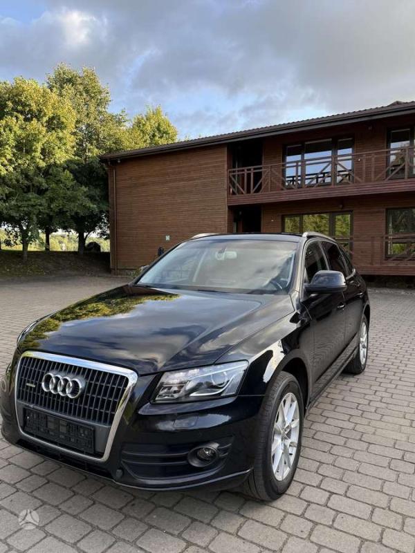 Melns Audi Q5 2010 Kaišiadorys, ar dzinēja tilpumu 1.97 L un nobraukumu 325 tūkst. km par 8600 €, foto 6 vietnē AUTOMOTO.COM.LV