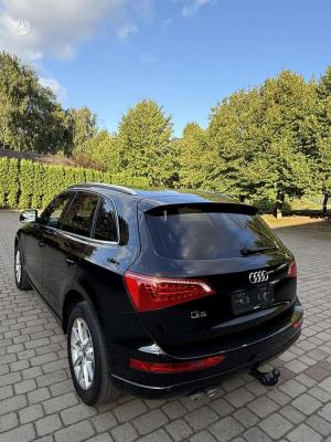 Melns Audi Q5 2010 Kaišiadorys, ar dzinēja tilpumu 1.97 L un nobraukumu 325 tūkst. km par 8600 €, foto 10 vietnē AUTOMOTO.COM.LV