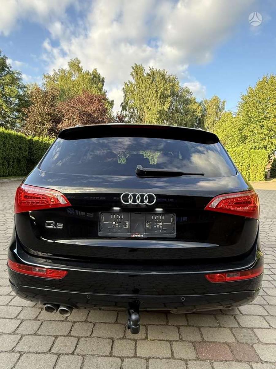 Melns Audi Q5 2010 Kaišiadorys, ar dzinēja tilpumu 1.97 L un nobraukumu 325 tūkst. km par 8600 €, foto 11 vietnē AUTOMOTO.COM.LV