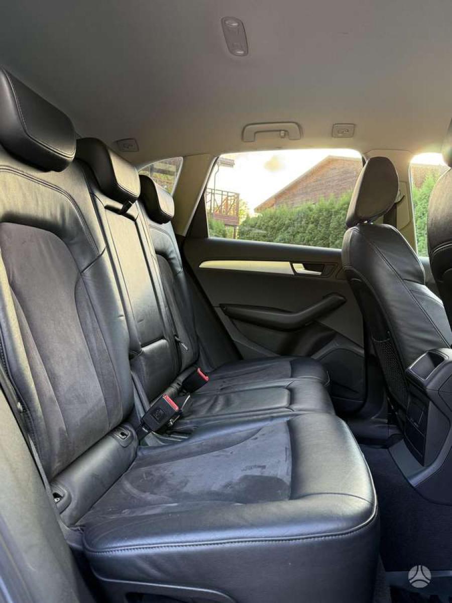 Melns Audi Q5 2010 Kaišiadorys, ar dzinēja tilpumu 1.97 L un nobraukumu 325 tūkst. km par 8600 €, foto 26 vietnē AUTOMOTO.COM.LV