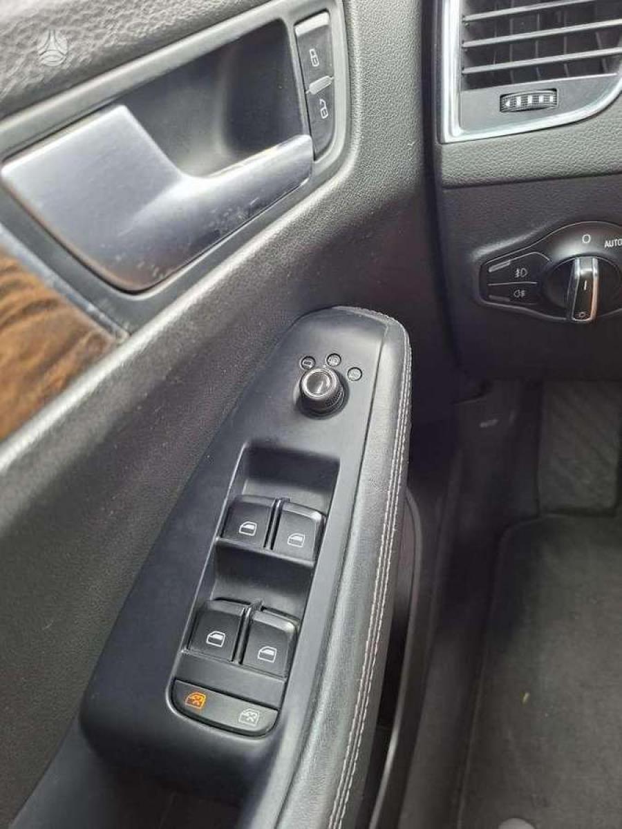 Black Audi Q5 2010 in Ukmerge, with an engine capacity of 1.98 L and mileage of 269 thousand km for 7500 €, photo 12 on AUTOMOTO.COM.LV