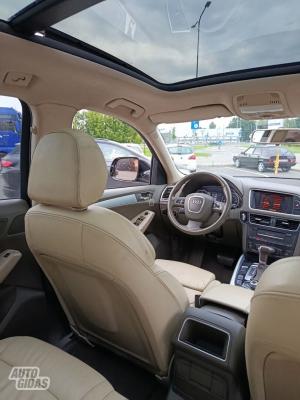 Black Audi Q5 2010 in Vilnius, with an engine capacity of 3.00 L and mileage of 280 thousand km for 5300 €, photo 6 on AUTOMOTO.COM.LV