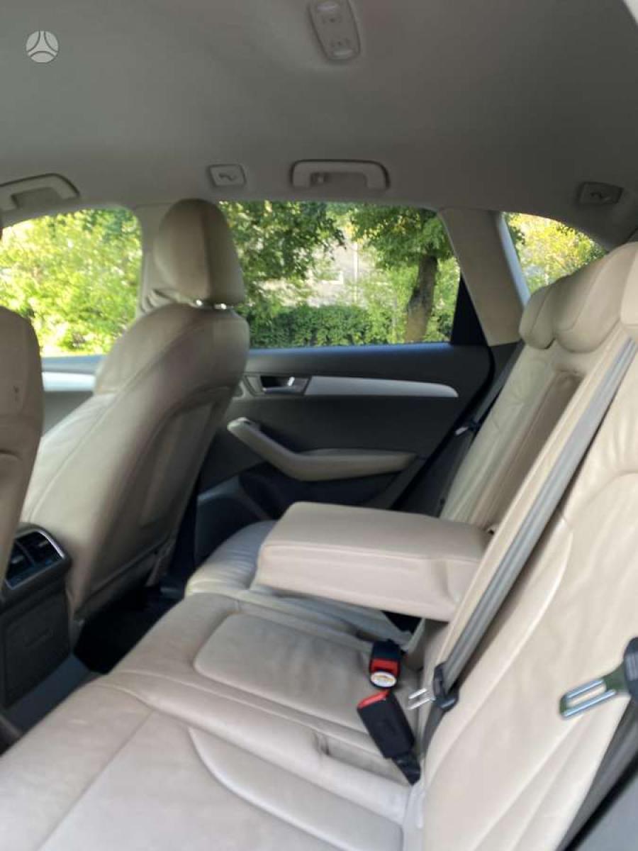 Melns Audi Q5 2010 Šauļi, ar dzinēja tilpumu 2.97 L un nobraukumu 240 tūkst. km par 6999 €, foto 12 vietnē AUTOMOTO.COM.LV