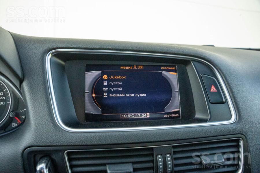 Black Audi Q5 2010 in Riga, with an engine capacity of 3.00 L and mileage of 219 thousand km for 10650 €, photo 22 on AUTOMOTO.COM.LV