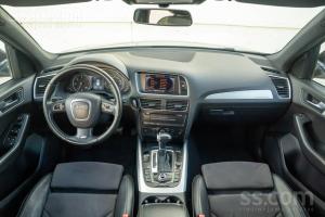Black Audi Q5 2010 in Riga, with an engine capacity of 3.00 L and mileage of 219 thousand km for 10650 €, photo 13 on AUTOMOTO.COM.LV