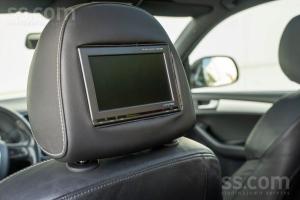 Black Audi Q5 2010 in Riga, with an engine capacity of 3.00 L and mileage of 219 thousand km for 10650 €, photo 39 on AUTOMOTO.COM.LV