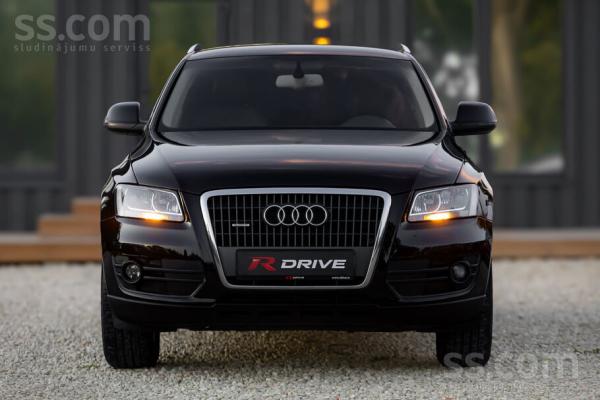 Melns Audi Q5 2010 Jelgava, ar dzinēja tilpumu 2.00 L un nobraukumu 353 tūkst. km par 10000 €, foto 3 vietnē AUTOMOTO.COM.LV