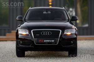 Melns Audi Q5 2010 Jelgava, ar dzinēja tilpumu 2.00 L un nobraukumu 353 tūkst. km par 10000 €, foto 3 vietnē AUTOMOTO.COM.LV