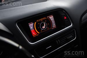 Melns Audi Q5 2010 Jelgava, ar dzinēja tilpumu 2.00 L un nobraukumu 353 tūkst. km par 10000 €, foto 18 vietnē AUTOMOTO.COM.LV