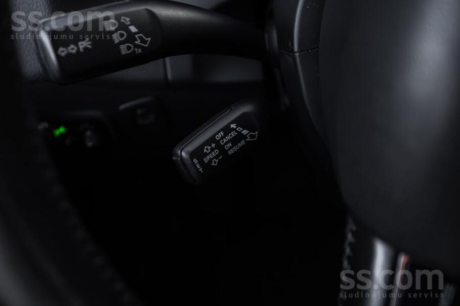 Melns Audi Q5 2010 Jelgava, ar dzinēja tilpumu 2.00 L un nobraukumu 353 tūkst. km par 10000 €, foto 22 vietnē AUTOMOTO.COM.LV