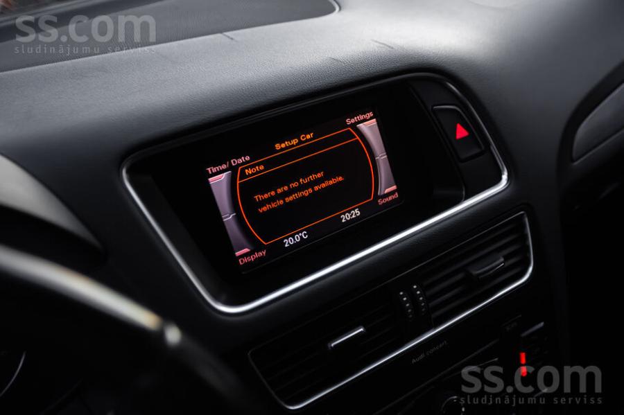 Melns Audi Q5 2010 Jelgava, ar dzinēja tilpumu 2.00 L un nobraukumu 353 tūkst. km par 10000 €, foto 20 vietnē AUTOMOTO.COM.LV
