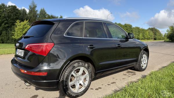 Melns Audi Q5 2010 Šauļi, ar dzinēja tilpumu 3.00 L un nobraukumu 288 tūkst. km par 8450 €, foto 10 vietnē AUTOMOTO.COM.LV