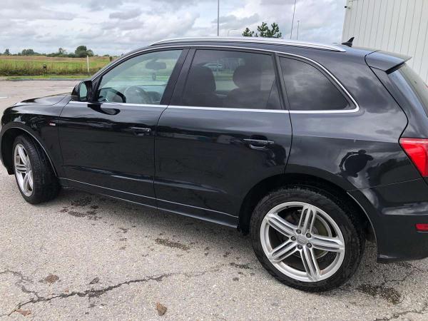 Black Audi Q5 2010 in Klaipeda, with an engine capacity of 1.97 L and mileage of 279 thousand km for 9000 €, photo 6 on AUTOMOTO.COM.LV