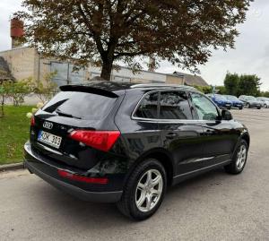 Melns Audi Q5 2010 Šauļi, ar dzinēja tilpumu 2.00 L un nobraukumu 285 tūkst. km par 6990 €, foto 17 vietnē AUTOMOTO.COM.LV